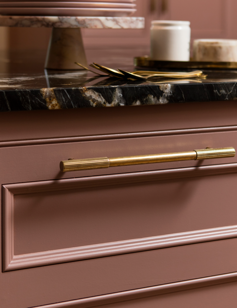 MIX Straight Knurled Cabinet Handle | Armac Martin