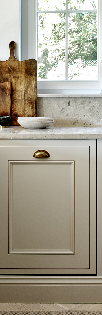 Cotswold Solid Brass Drawer Pull | Armac Martin